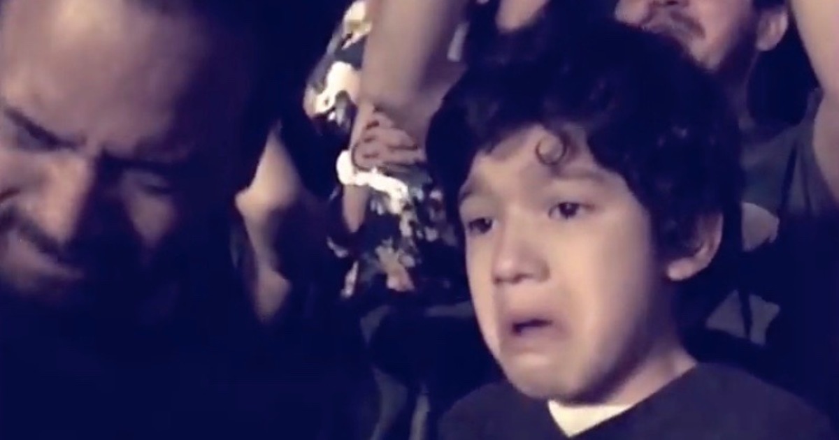 Autistic Boy’s Emotional Reaction To Seeing Coldplay Live Goes Viral.