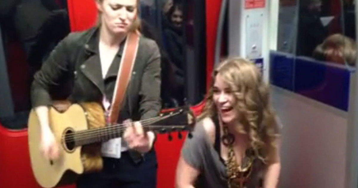 2 Girls Are Singing A Classic Prince Song In The Subway. Now Look Who ...