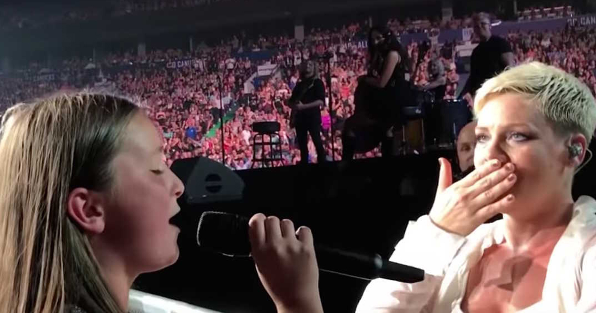 Pink stops concert to invite 12-year-old singer onto the stage