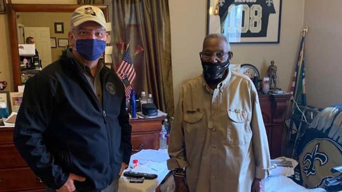 Lawrence Brooks, the nation's oldest WWII veteran, celebrates his 112th ...