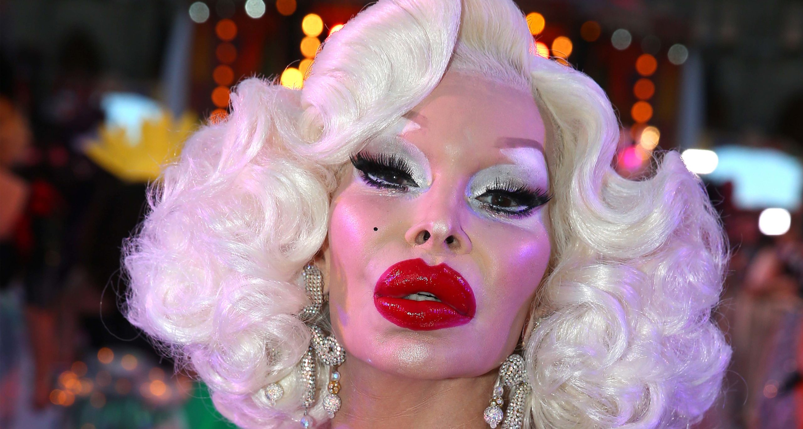 Amanda Lepore, "the most expensive body on earth": Pictures, net worth