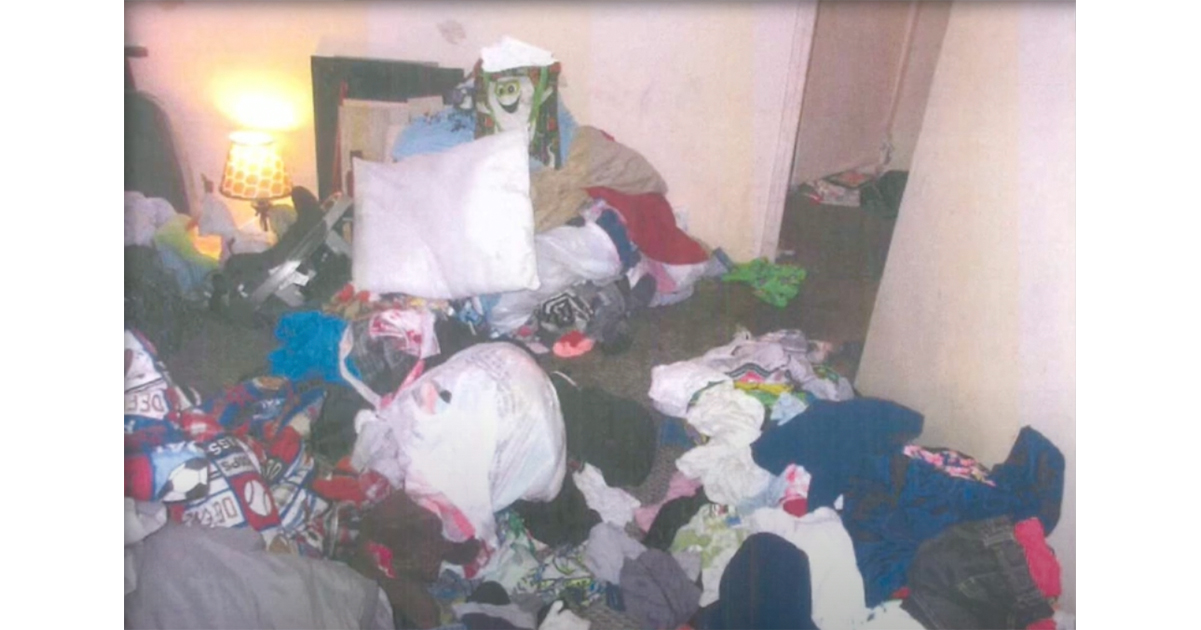 Dad awarded $6.5m after toddler is found dead under couch in mom's ...