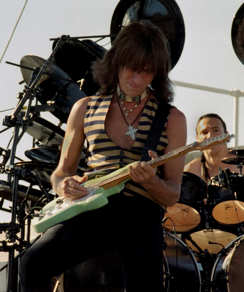 Rock and Roll Hall of Famer Jeff Beck passes away at age 78 from meningitis