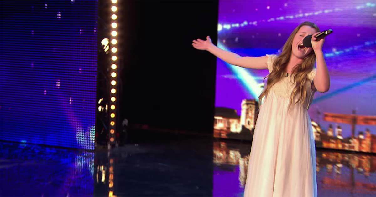 Ingen tror 12-åringen kan sjunga som Whitney Houston. 10 sekunder ...